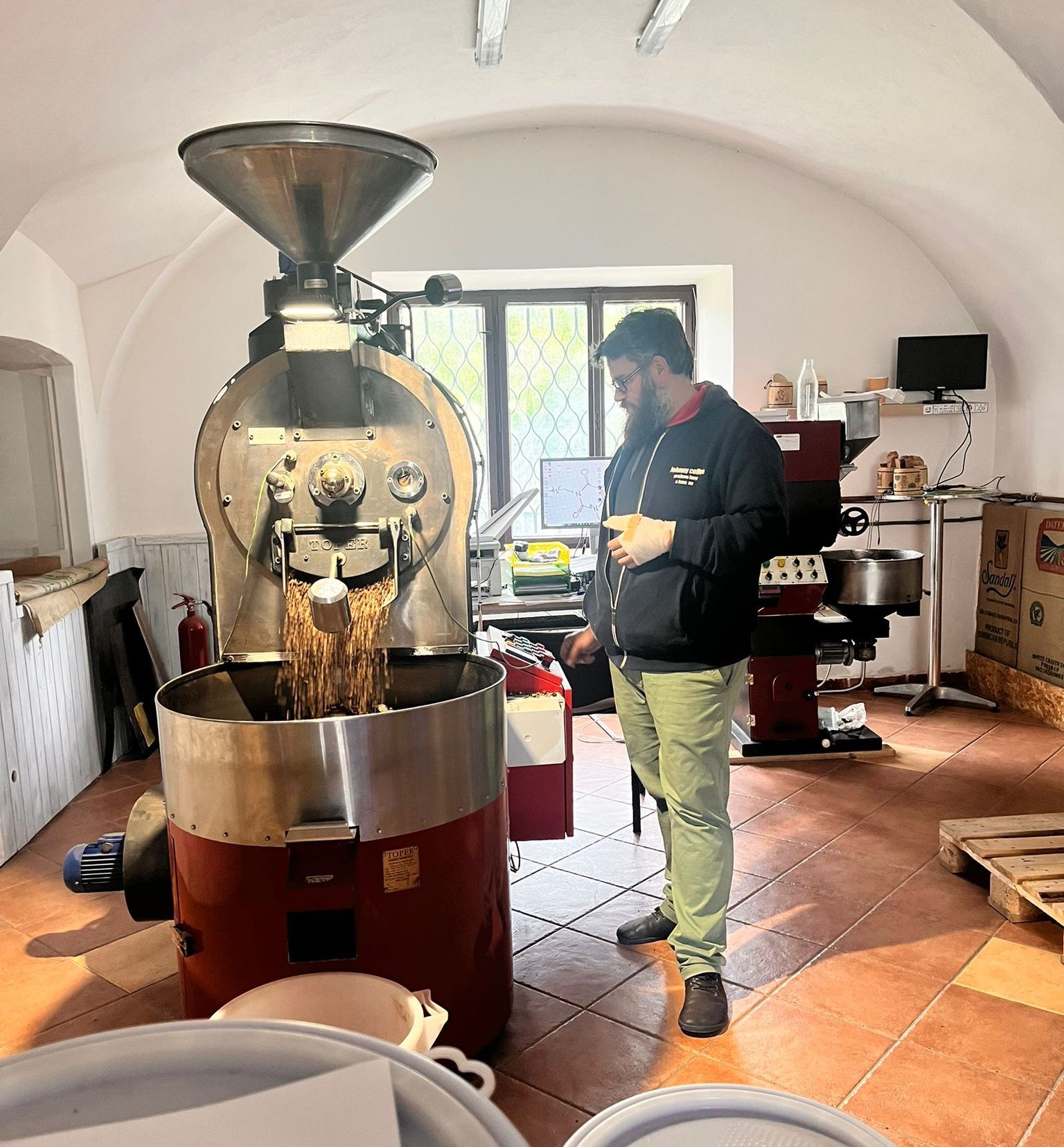 Káva je dar, kávovník je strom - Johnny Coffee